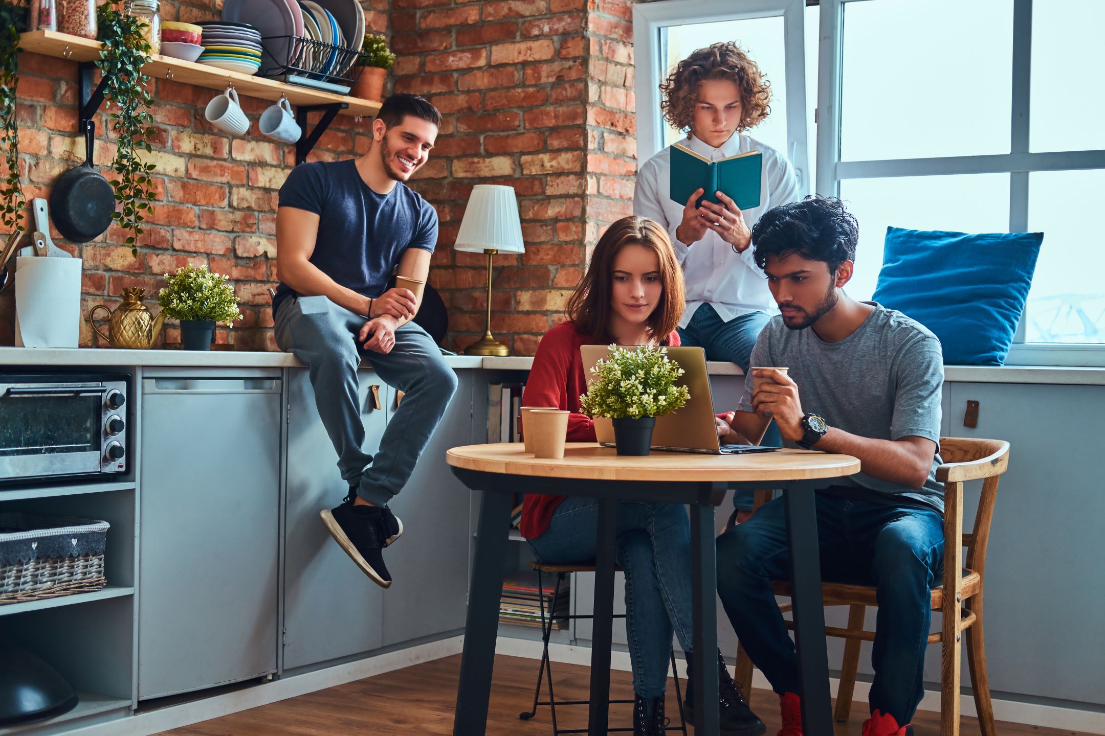 7 Questions To Ask When Renting A Student House - Top Rated Property ...